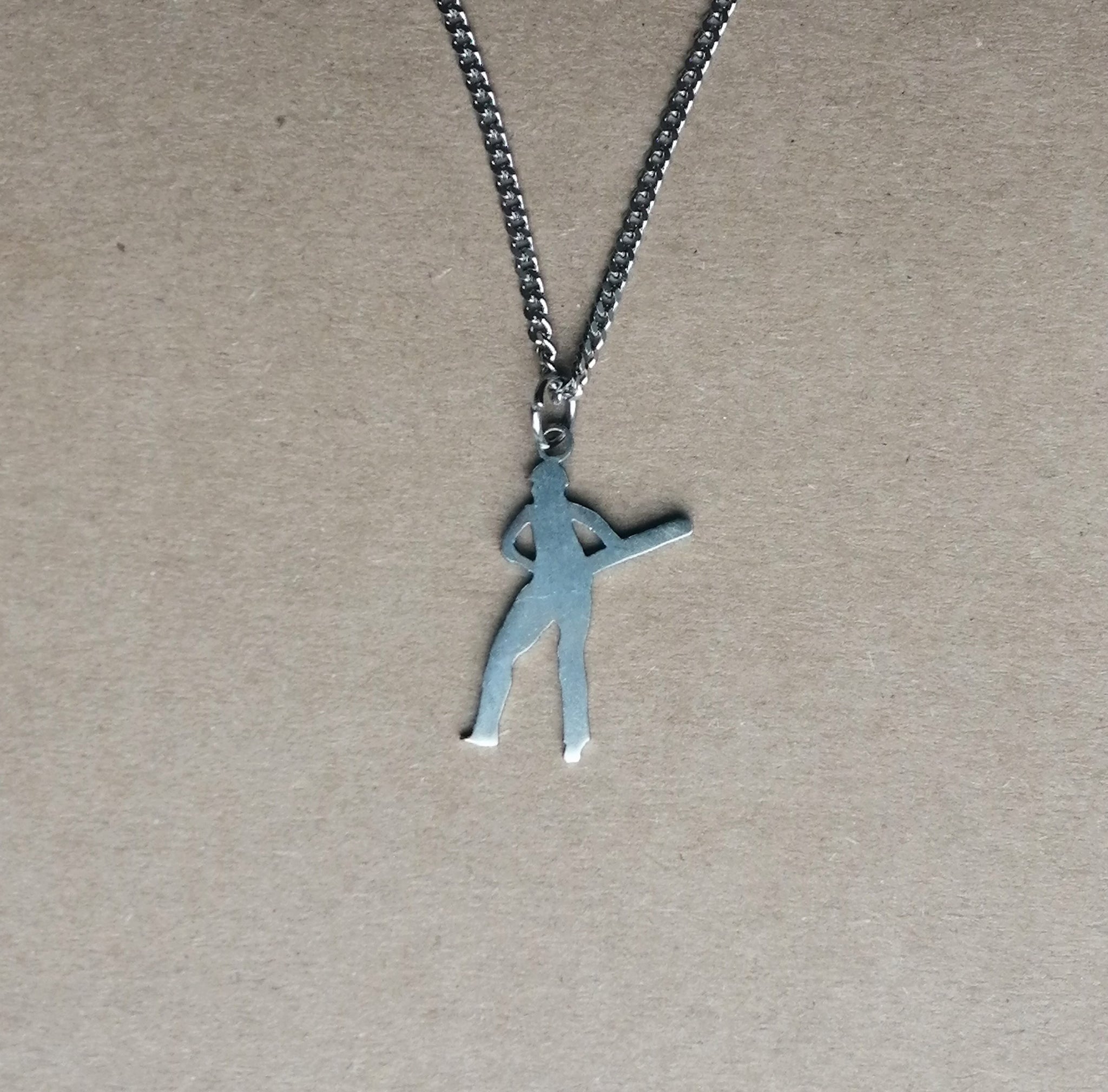 Cricket Player Pendant – SA Medal Hangers